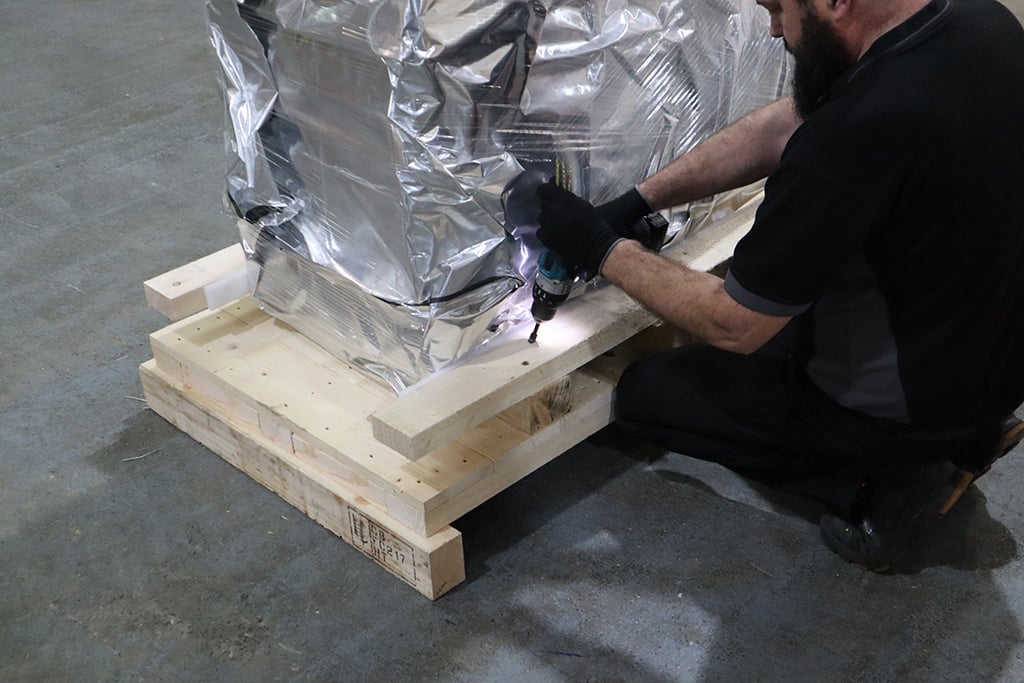 Packing High-Technology Equipment: An Expert’s Guide | IES